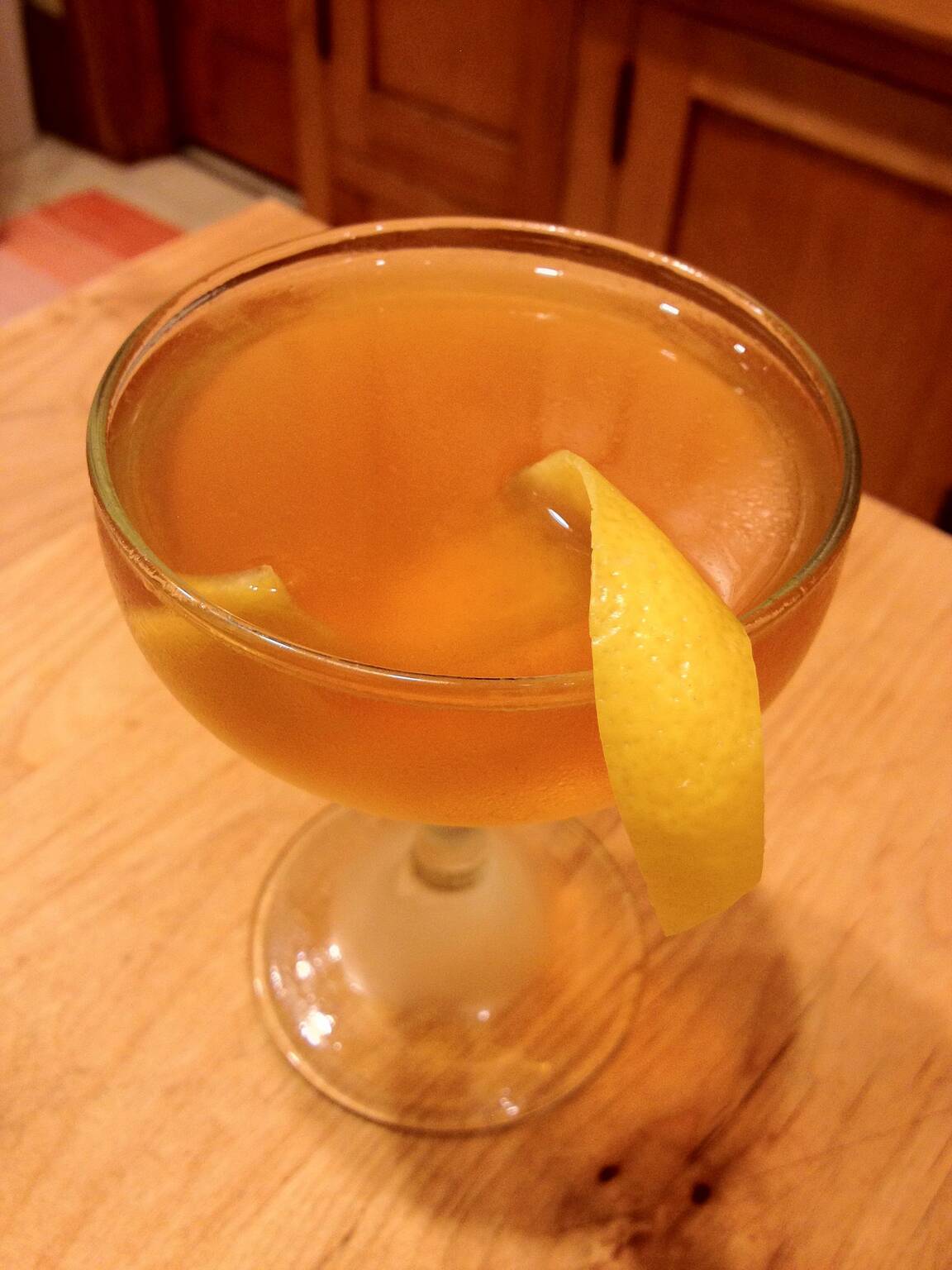 Sloe Gin Fizz – Summit Sips