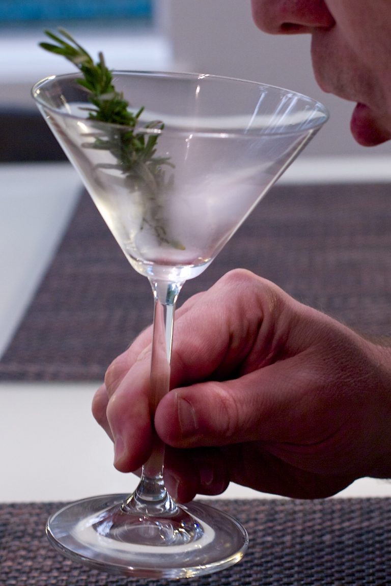 Carbonated Air Cocktails – Summit Sips